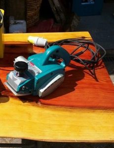 Tool Review: Makita 1002BA 4-3/8 Inch Curved Base Planer - Timber Frame HQ