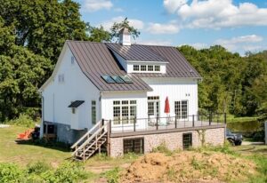 White Horse Construction Hemlock Barn Renovation - Timber Frame HQ