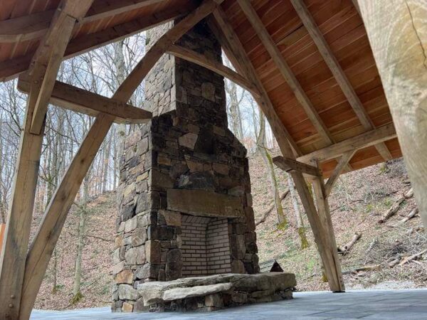 Leiper's Creek Timber Frames White Oak Cruck - Timber Frame HQ