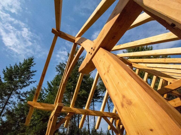 16×24 Cruck Timber Frame - Timber Frame HQ